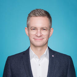 Hartmann, Oliver, Dr. • Japanologie • Fachbereich Geschichts- und ...